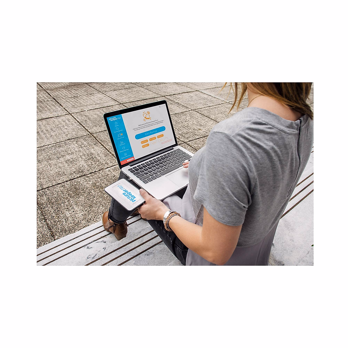 Picture Keeper PRO Connect Photo & Video External Hard Drive for Mac and PC Computers, 500GB USB Flash Drive