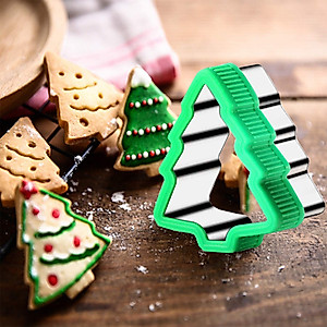 Tmflexe Stainless Steel Christmas Cookie Cutters with Comfort Grip for Christmas Party and Baking Gift, Happy Gingerbread Man,Christmas Tree,Candy Cane,Snowman 4 Styles