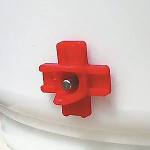 Farm Innovators HB-60P Heated 2 Gallon Poultry Drinker