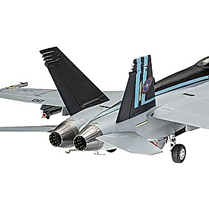 Revell 85-5871 Top Gun Maverick's F/A-18E Super Hornet Fighter Jet Kit 1:48 Scale 161-Piece Skill Level 5 Plastic Model Airplane Building Kit , Gray
