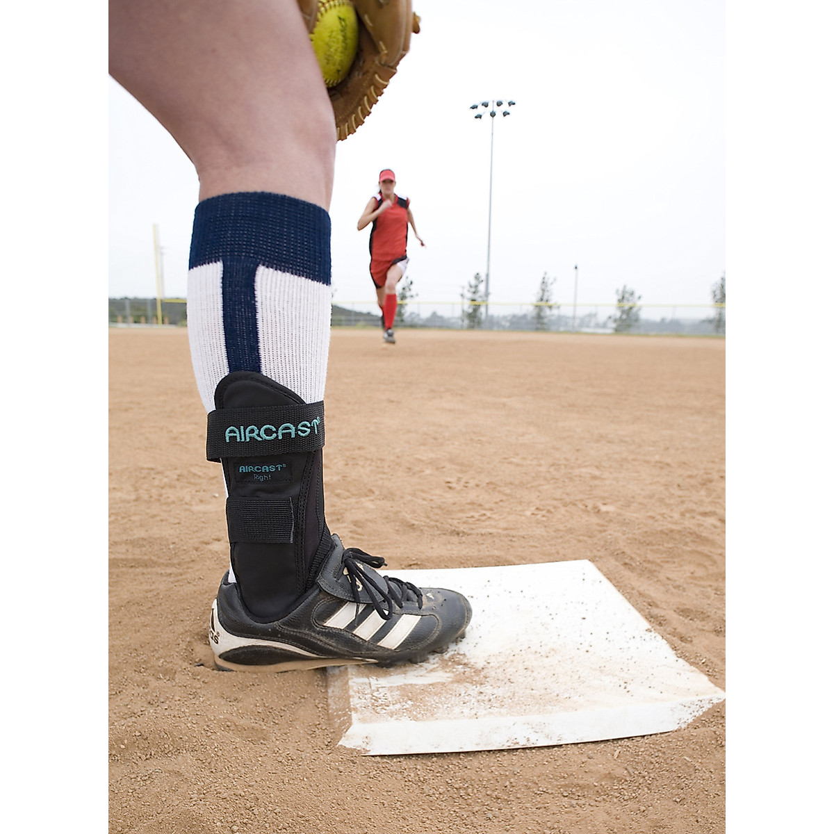 Aircast AirSport Ankle Support Brace, Left Foot, Large