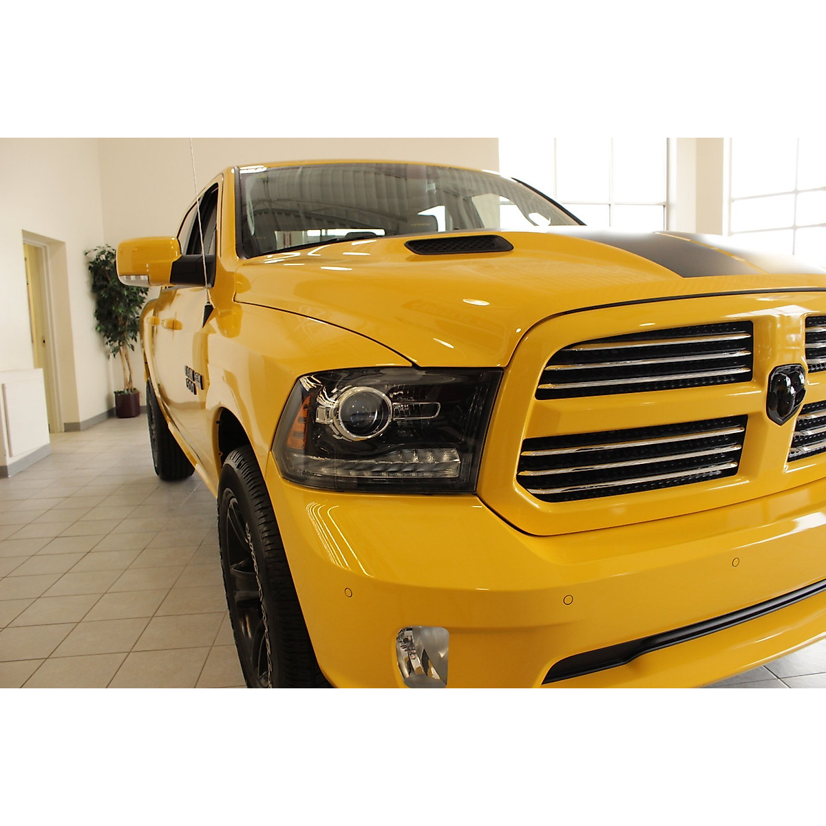 Mopar Pair Of Dodge Ram 1500 2500 3500 Black Projector Headlights OEM