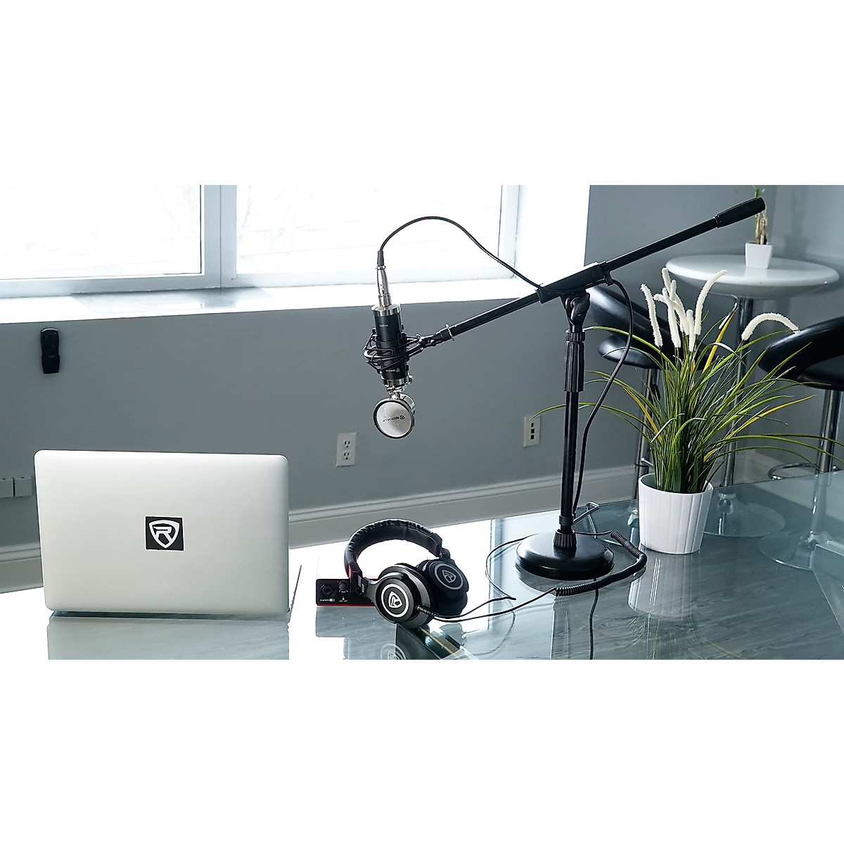 Rockville Kick Drum/Guitar Amp Mic Stand, Steel Round Base+Fixed Boom+Rubber Pad (RKDS)