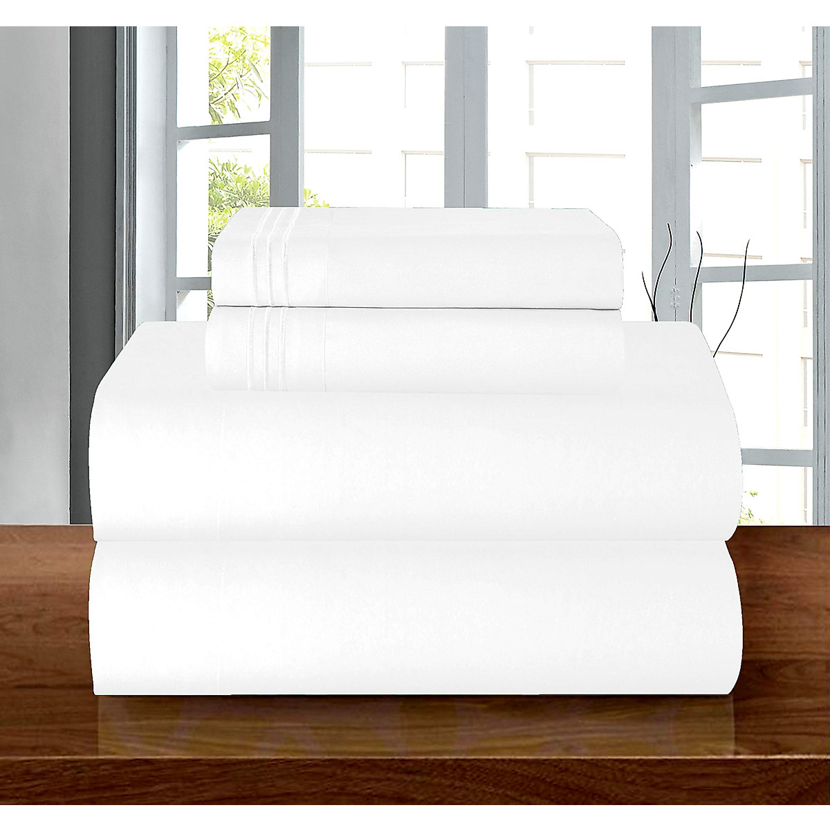 Elegant Comfort Luxury 1500 Premium Hotel Quality Microfiber 4-Piece Sheet Set - Wrinkle Resistant, All Around Elastic Fitted Sheet, Deep Pocket up to 16", Twin/Twin XL, White