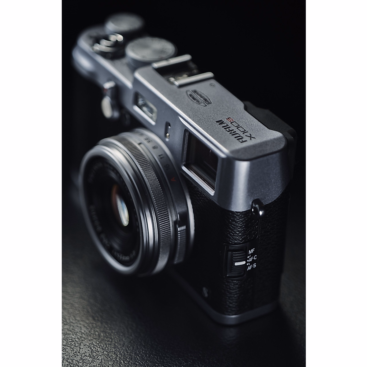 Fujifilm X100S 16 MP Digital Camera with 2.8-Inch LCD (Silver) (OLD MODEL)