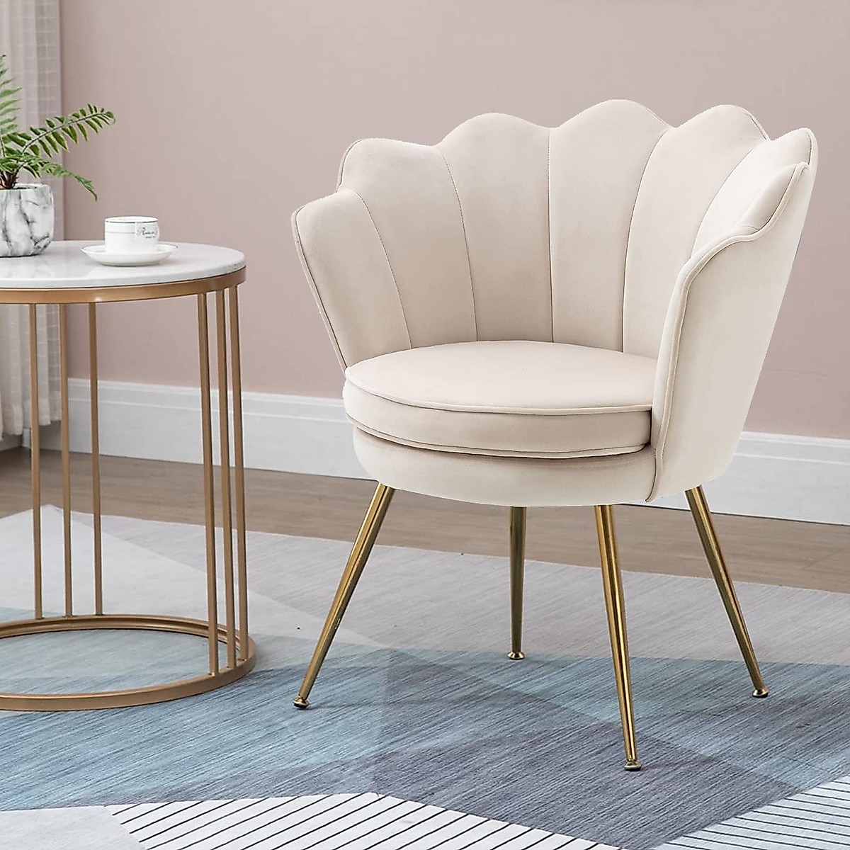 ZJhome Modern Accent Velvet Chairs Set of 2 Comfy Upholstered Vanity Chairs for Bedroom Shell-Shaped Armchair Dining Chairs with Golden Metal Legs Desk Chair Makeup Chairs for Living Room(Beige)
