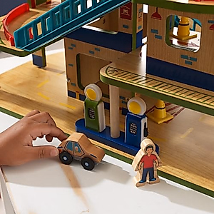 KidKraft Wash N Go Wooden Car Garage Playset with 19-Piece Accessory Set and Moving Elevator, Gift for Ages 3+