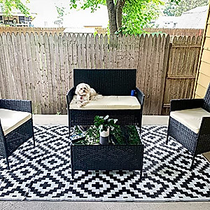 NFECO Reversible Rugs Plastic Rug Outdoor Rug Lightweight Outside Mats with Carrying Bag Modern Outdoor Rug for Patio Portable Mats for RV Backyard Deck Picnic Beach(5x7, Black&White)