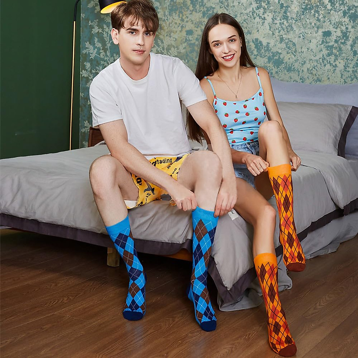 Santimon Dress Funny Novelty Breathable Athletic Cool Colorful Socks Casual Cushioned Crew Calf Socks For Men Yellow-Green 1 Pack