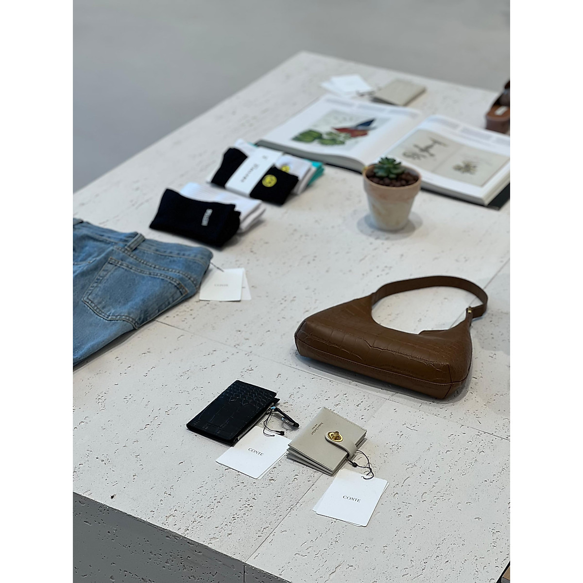 Gilded cave Stone Board, Cultural Brick, Flexible Stone Exterior Wall Decoration Board, Soft Ceramic Tile Pouring Board