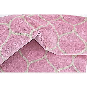 Unique Loom Trellis Frieze Collection Area Rug - Rounded (5' 1" x 8', Light Pink/ Ivory)