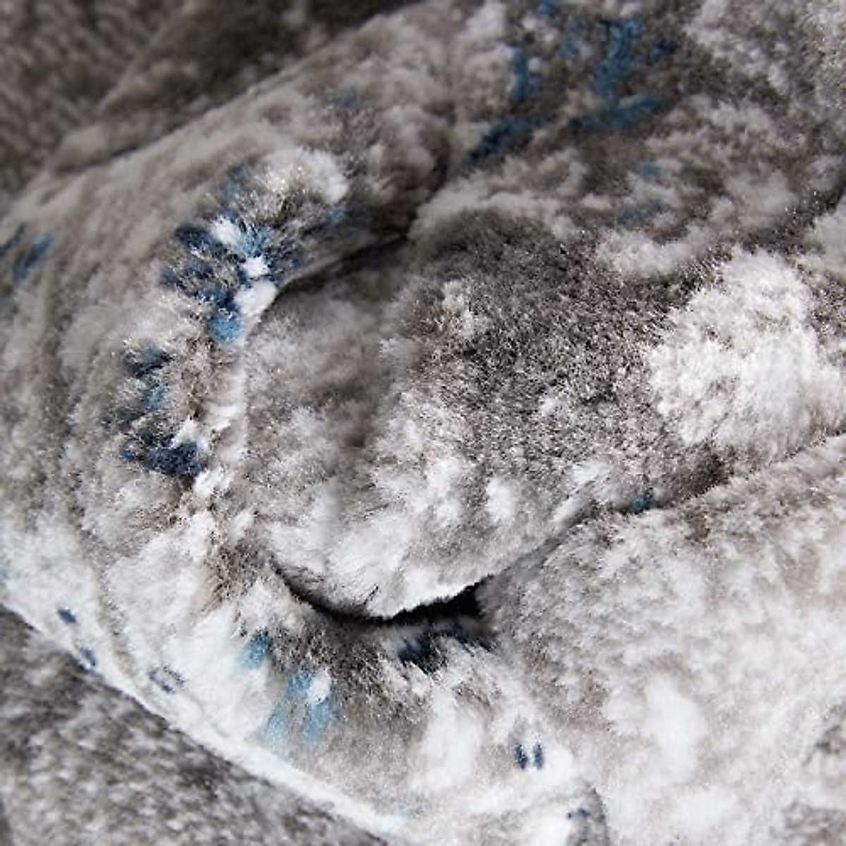 Well Woven Dulcet Trieste Distressed Floral Medallion Pattern Ivory Grey 5'3" X 7'3" Area Rug