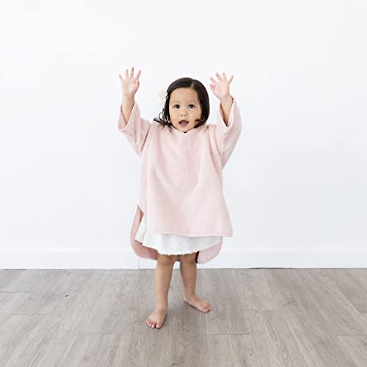 Natemia Organic Hooded Poncho Towel – Ultra Soft and Absorbent Cloud Touch Cotton Kids Cover-Up