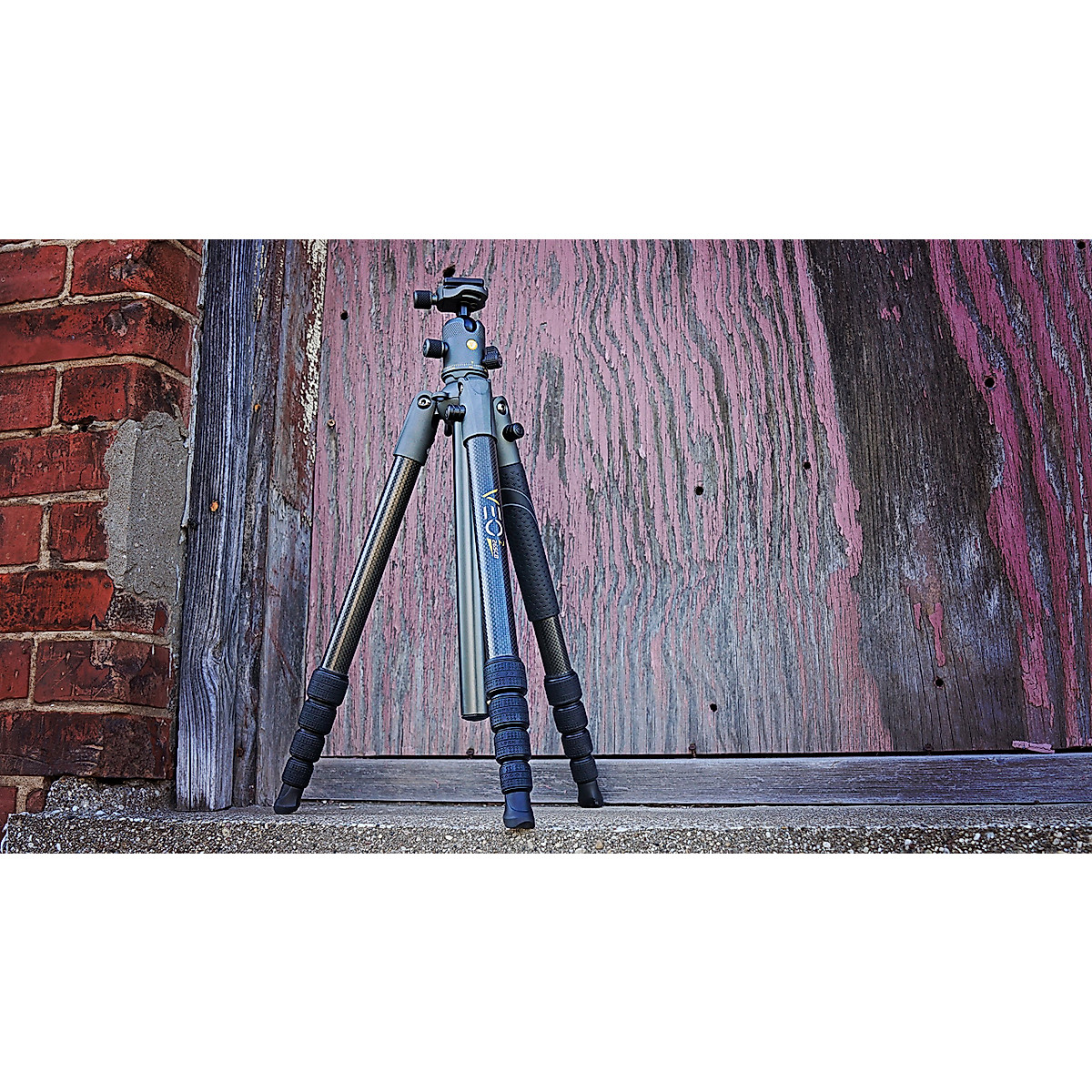 Vanguard VEO 2 265CB Carbon Fiber Travel Tripod with VEO 2 BH-50 Ball Head for Sony, Nikon, Canon, Fujifilm Mirrorless, Compact System Camera (CSC), DSLR