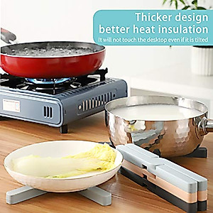 3 Pack Non-Slip Thick Foldable Silicone Trivets, Heat-Resistant Folding Pad, Eco Expanding Silicone Pot Holder, Hot Pad with Collapsible Cross Design Save Much Space