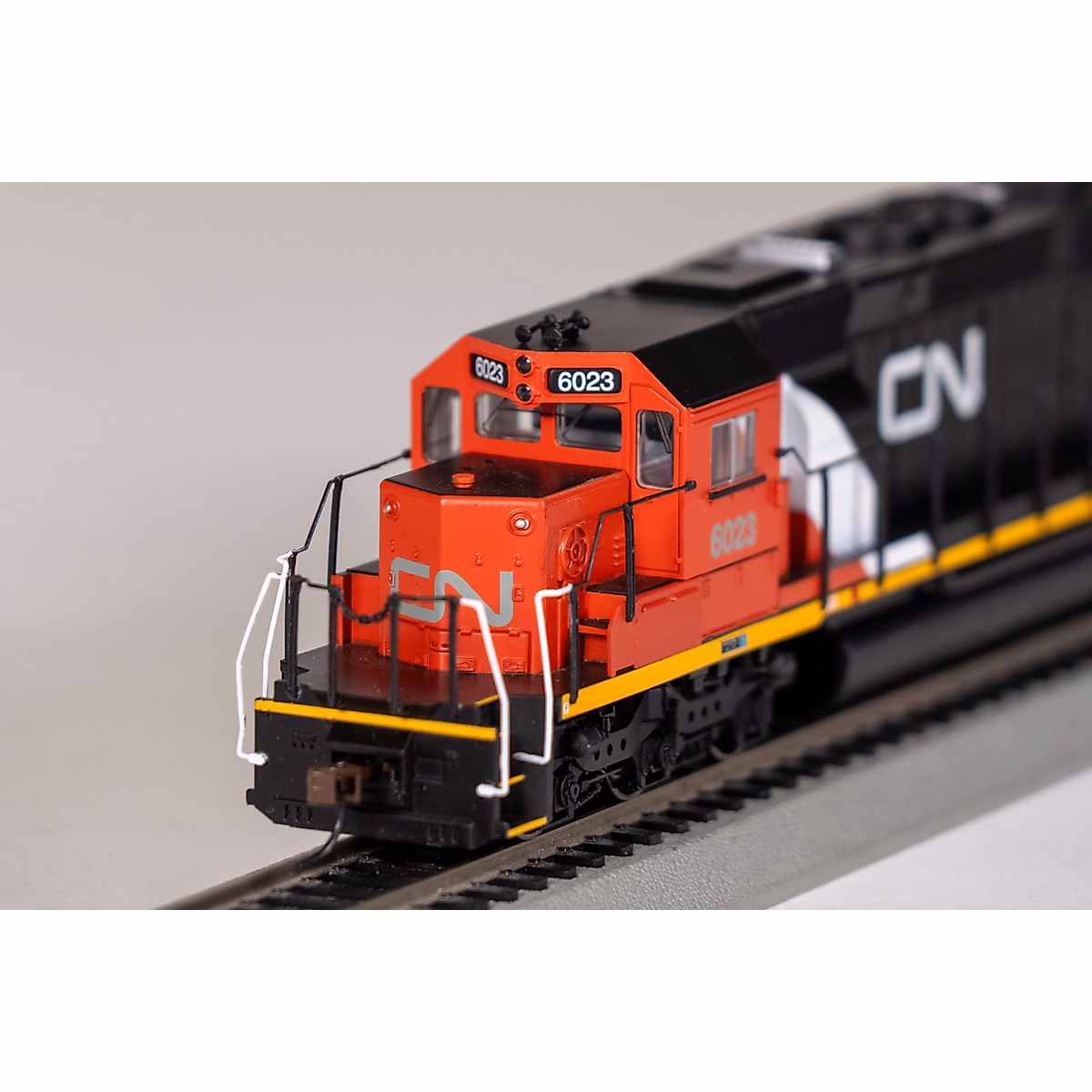 Bachmann Industries EMD SD40 2 DCC Canadian National #6023 Ready Locomotive (HO Scale)
