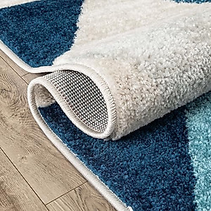 Well Woven Isometry Blue & Grey Modern Geometric Triangle Pattern Area Rug 7'10" x 9'10" Soft Shed Free Easy to Clean Stain Resistant