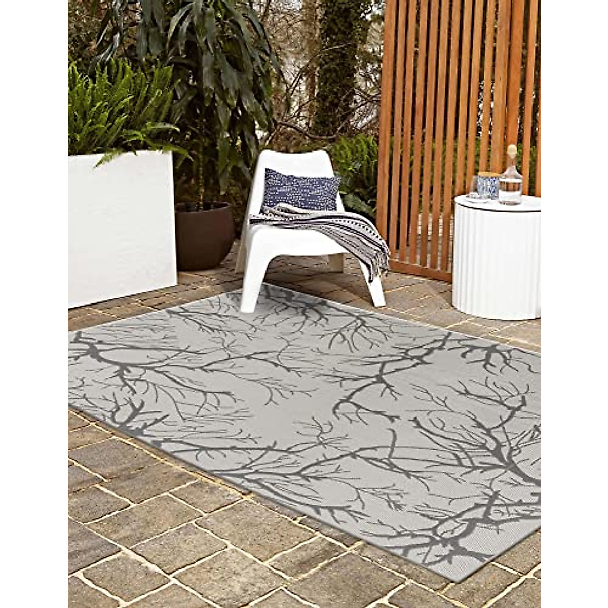Unique Loom Outdoor Botanical Collection Area Rug - Branch (7' 1" x 10' Rectangle, Light Gray/ Gray)