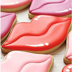 Lips Kiss Cookie Cutter, 4.25" Made in USA by Ann Clark