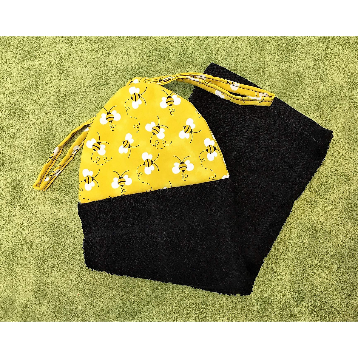 Honey Bumble Bees Black and White on Yellow Ties On Stays Put Kitchen Hanging Loop Hand Dish Kitchen Towel and Set of 2 Square Hot Pads Pot Pan Plate Holders Trivets Hostess Housewarming Gift
