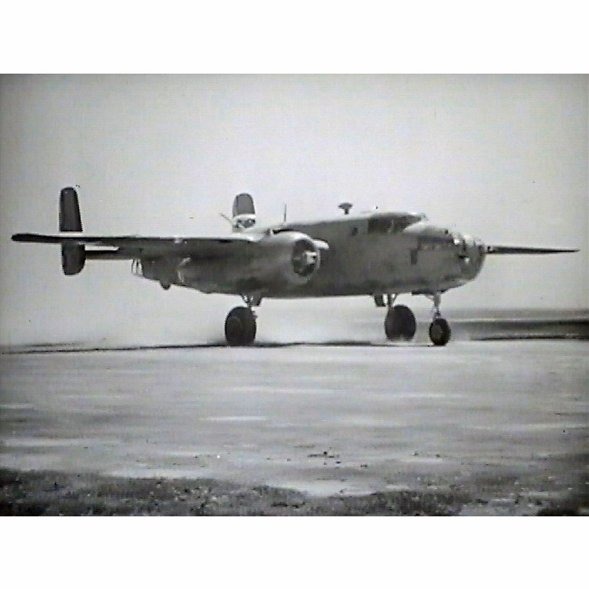 B-25 Mitchell Bomber WW2 Old Films Pacific War "Mission Over Wewak" DVD