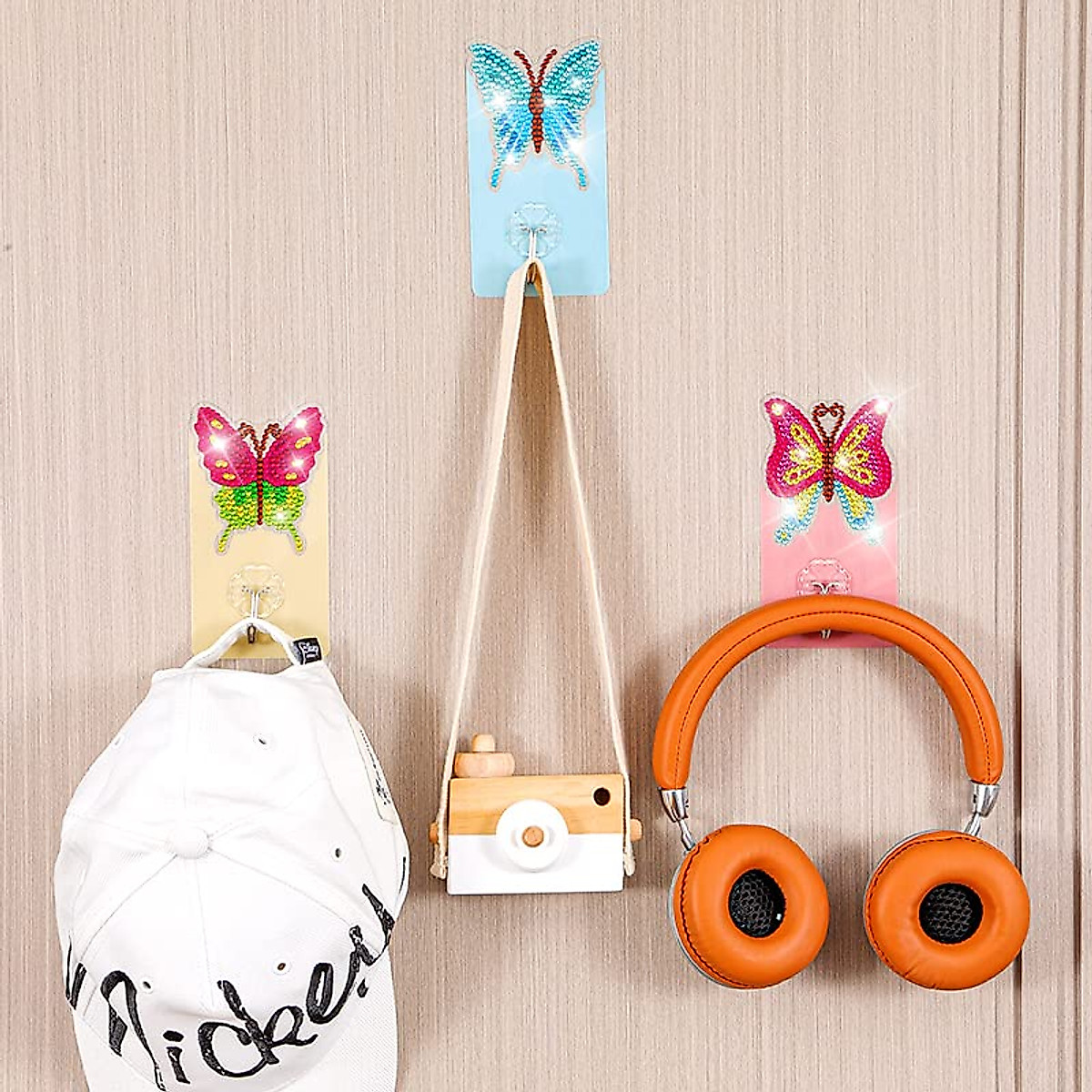 Wall Hooks for Hanging Heavy Duty 20lb Self Adhesive Hooks 6 Pack Creative Hooks Seamless Keys Bathroom Shower Outdoor Kitchen Door Home Improvement Sticky Hook (Animal)