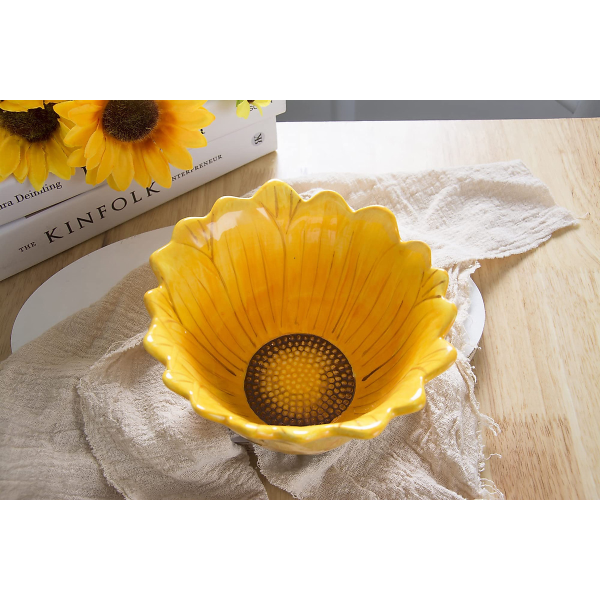 AwakingWaves Kawaii Ceramic Cereal Bowl with Designs, Suitable for Noodles,Desserts, Salad and Soup, Sunflower-Shaped Candy Snack Bowl for Kitchen, Microwave and Dishwasher Safe, Yellow Party Decor