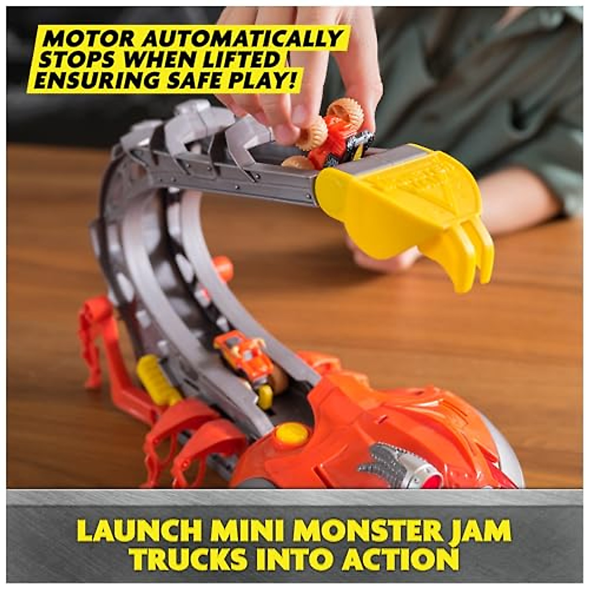 Monster Jam Mini, El Toro Loco Venom Velocity Scorpion Playset, 2 Exclusive Die-Cast El Toro Loco and Max-D Monster Truck, Kids Toys for Boys Ages 3 and Up