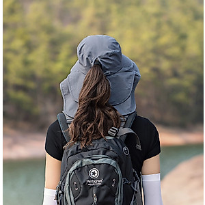 Women Sun Hats UV Protection Wide Brim Foldable Ponytail Hole Beach Hats with Neck Cover for Gardening (Light Grey)