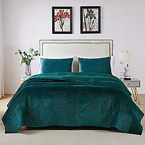Barefoot Bungalow Riviera Velvet Quilt and Pillow Sham Set, 3-Piece King/Cal King, Teal
