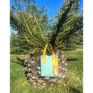 Giraffe Gifts for Women - Funny Giraffe Decor - Giraffe Lover Gift Bag for Women - Canvas Reusable Large Halloween Tote Bag for Grocery Shopping Beach - Book Tote Bag - Teacher Tote (Green - Giraffe)