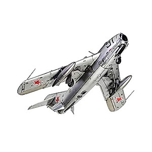 Airfix Mikoyan-Gurevich MiG-17F Fresco 1:72 Military Aviation Plastic Model Kit A03091
