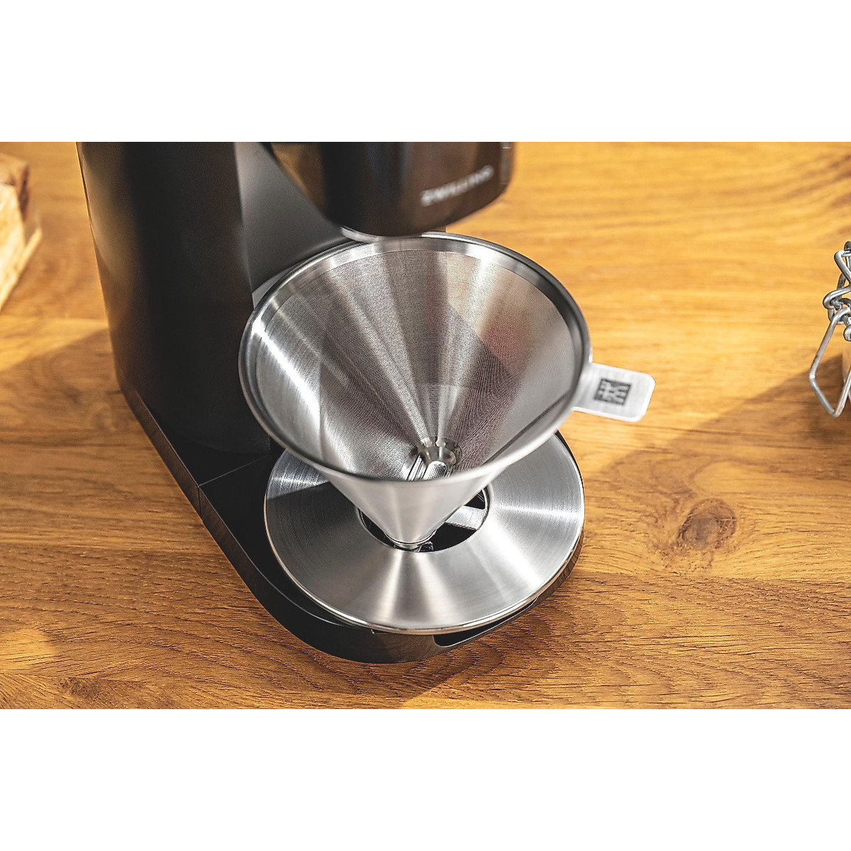 ZWILLING Pour Over Coffee Maker, 16 oz, 1-4 cups, 18/10 Stainless Steel Sustainable and Reusable Filter, Easy-To-Grip Handle with Anti-Slip Bottom Plate, Dishwasher safe