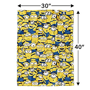 LOGOVISION Minions Blanket, 30"x40" Minion Group Fleece Blanket
