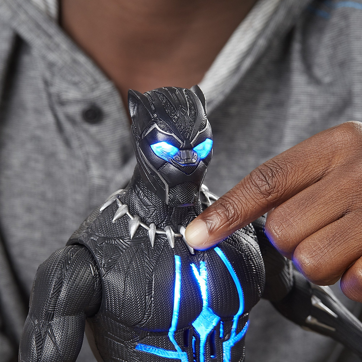 Hasbro Collectibles - Black Panther Hero Slash and Strike Figure(Marvel)