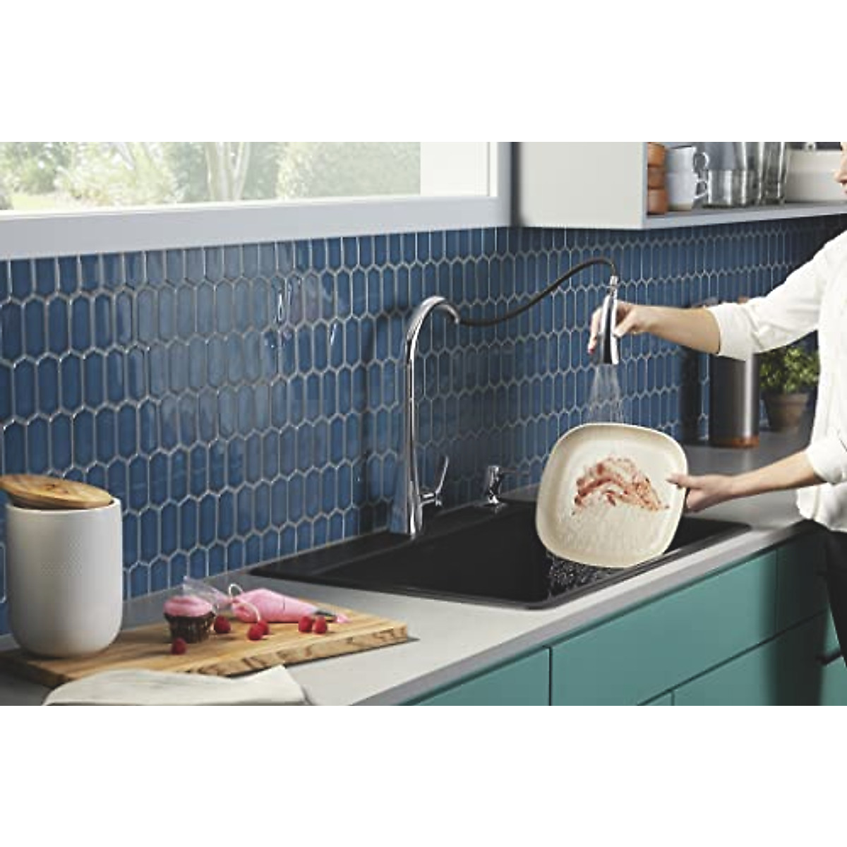 KOHLER R26281-SD-CP Maxton Touchless Pull-Down Kitchen Faucet with Soap Dispenser, Kitchen Sink Faucet with Pull Down Sprayer, Touchless Activation Faucet, Polished Chrome