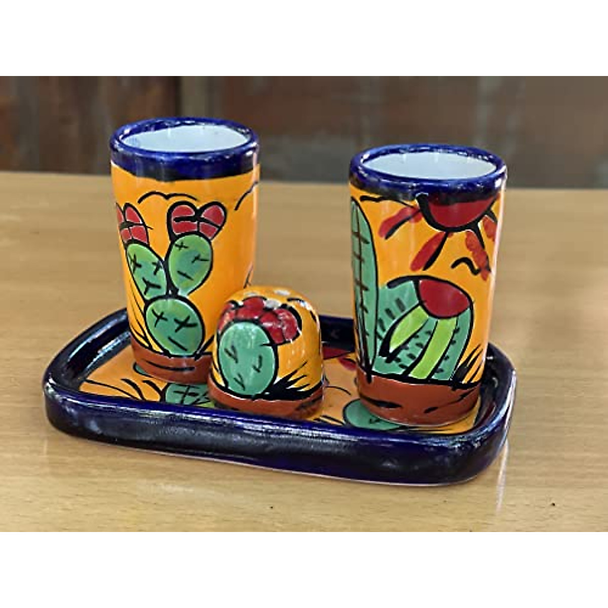 MEXTEQUIL - Authentic Mexican Talavera Tequila Shot Glasse with Tray and Salt Shaker - 2 Shots, 4pieces - Giffable - Artisanal colorful hand-painted (Cactus)