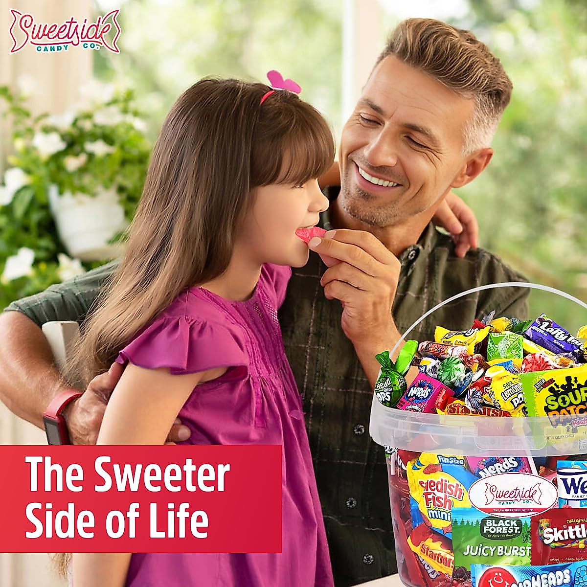 Bulk Candy Variety Pack - 2 Pound Care Package Assorted Basket, Snack Food Gift, Office Assortment Gift for Birthday Party, Kids, College Students & Adults (Pack of 1))