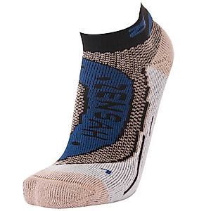 Zensah Copper Socks - Best Copper Running Sport Sock - Cushioned, Comfortable Fit - Great for Sports, Tennis, Golf, Basketball, Runners, Walking