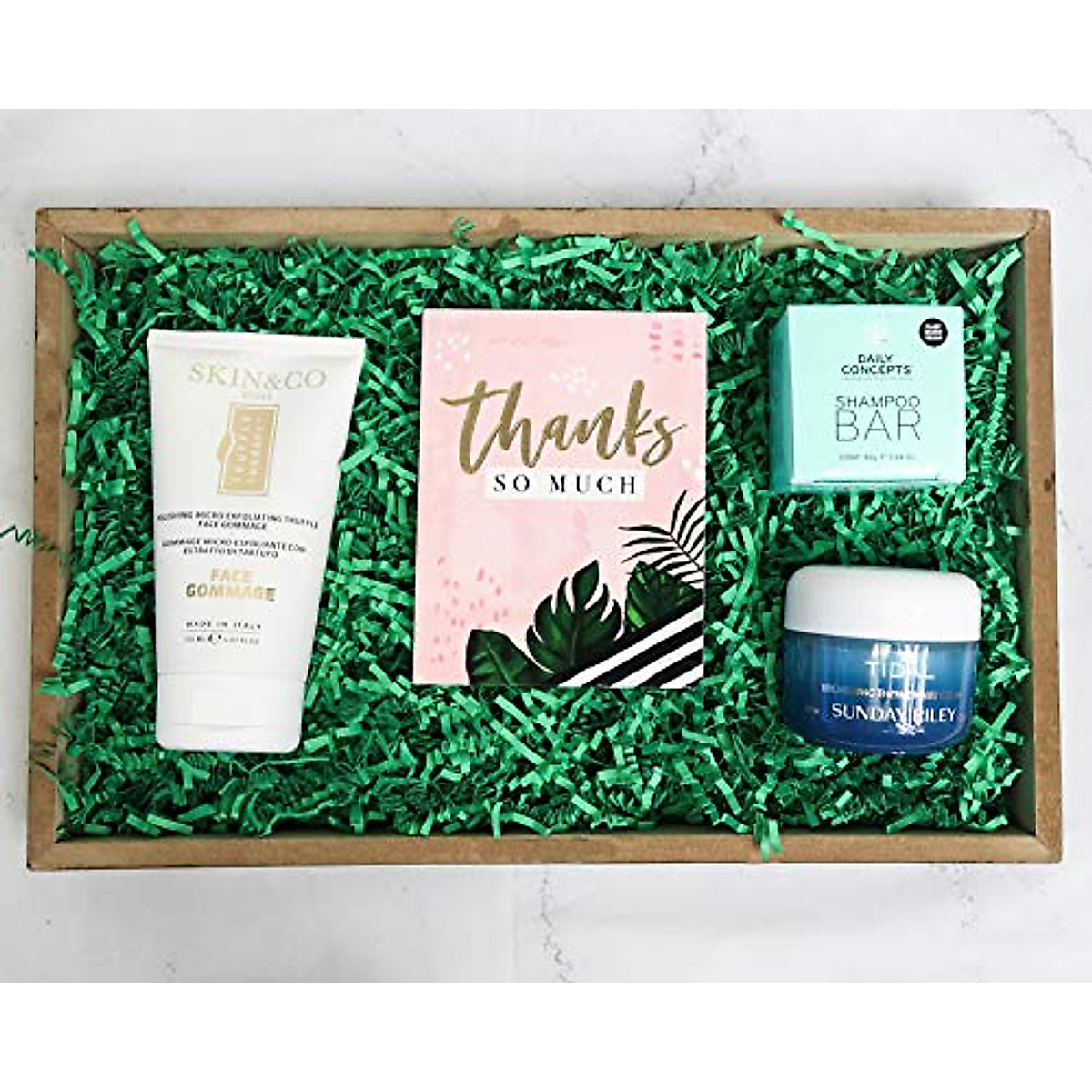 MagicWater Supply Crinkle Cut Paper Shred Filler (1/2 LB) for Gift Wrapping & Basket Filling - Green