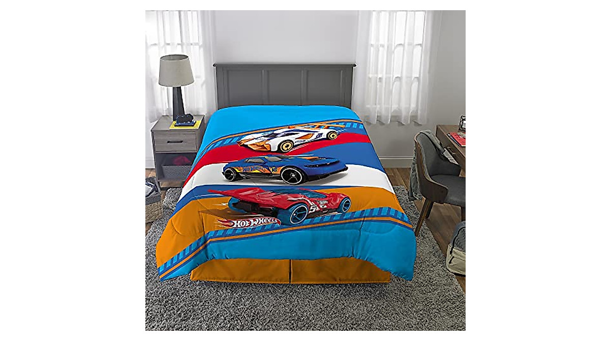 Hot Wheels Kids Bedding Reversible Comforter - Super Soft & Fun