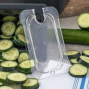 Carlisle FoodService Products 10337U07 StorPlus Ninth Size Polycarbonate Universal Flat Surface Notched Food Pan Lid, Clear (Pack of 6)