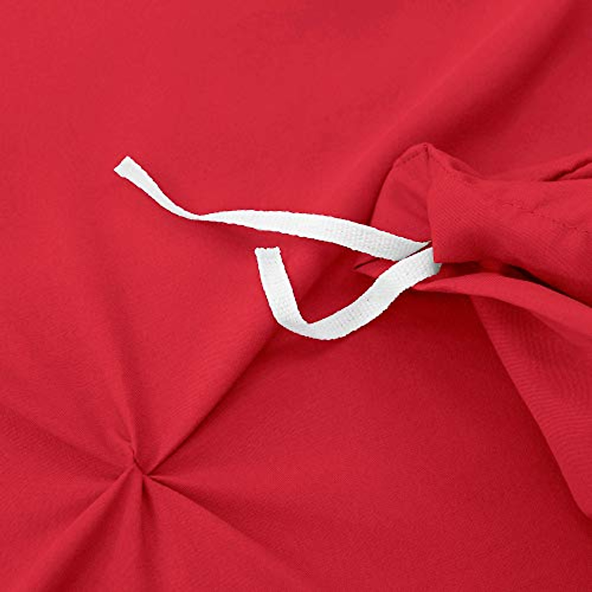 Luxury 3 Piece Pinch Pleated Duvet Cover Set - Ultra Soft, Lightweight, Breathable Microfiber Bedding for Cool, Comfortable Sleep, Pintuck Decorative Comforter Cover, Queen, Cherry Red