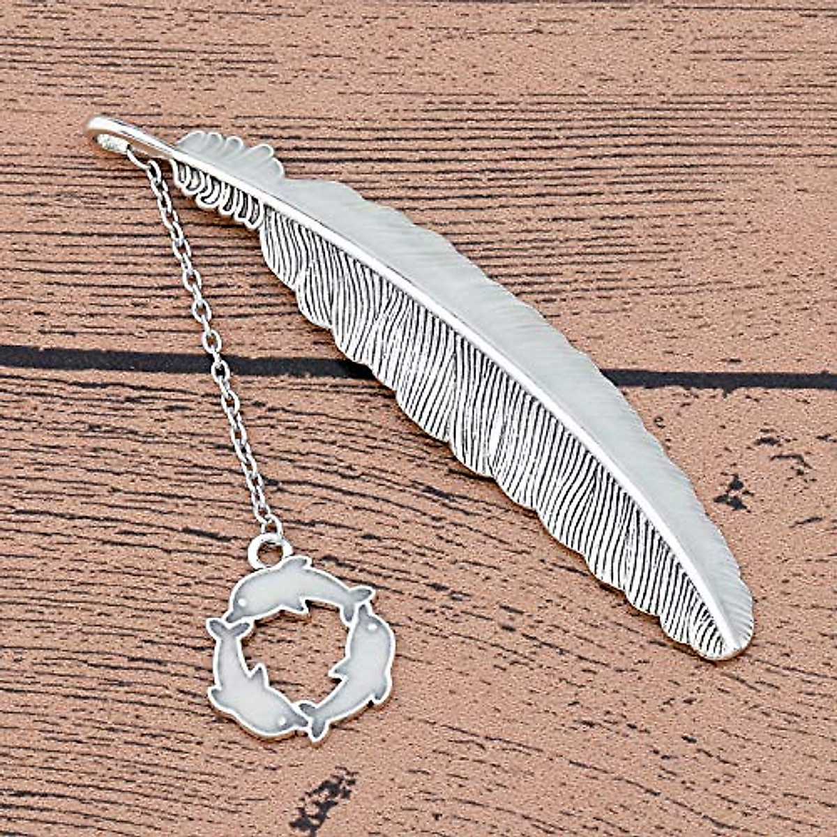 Gzrlyf Dolphin Bookmark Glow in The Dark Bookmark Luminous Book Markers Dolphin Gifts Book Lover Gifts (Three Dolphin Luminous Bookmark)