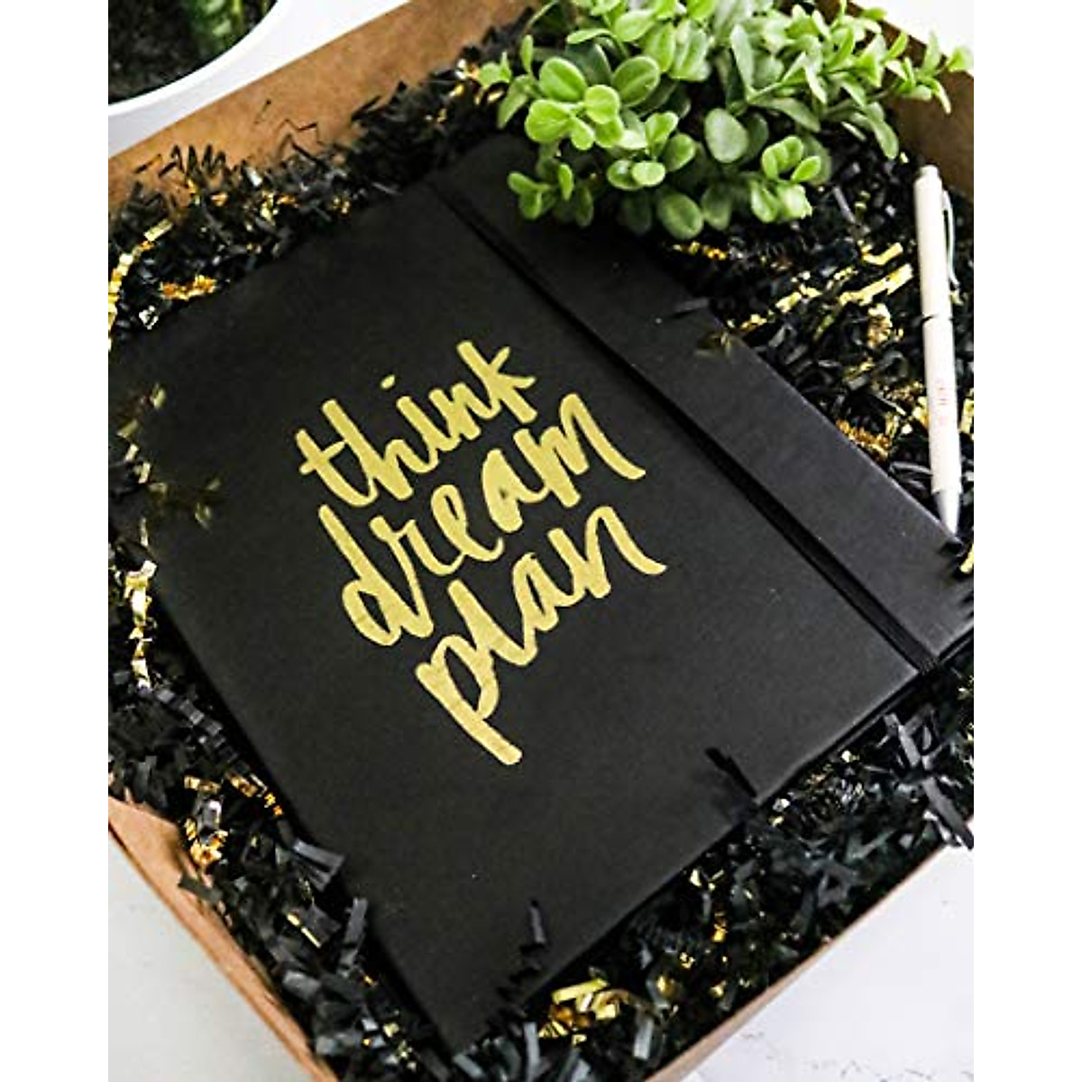 MagicWater Supply - 2 oz - Black & Gold - Crinkle Cut Paper Shred Filler great for Gift Wrapping, Basket Filling, Birthdays, Weddings, Anniversaries, Valentines Day, and other occasions