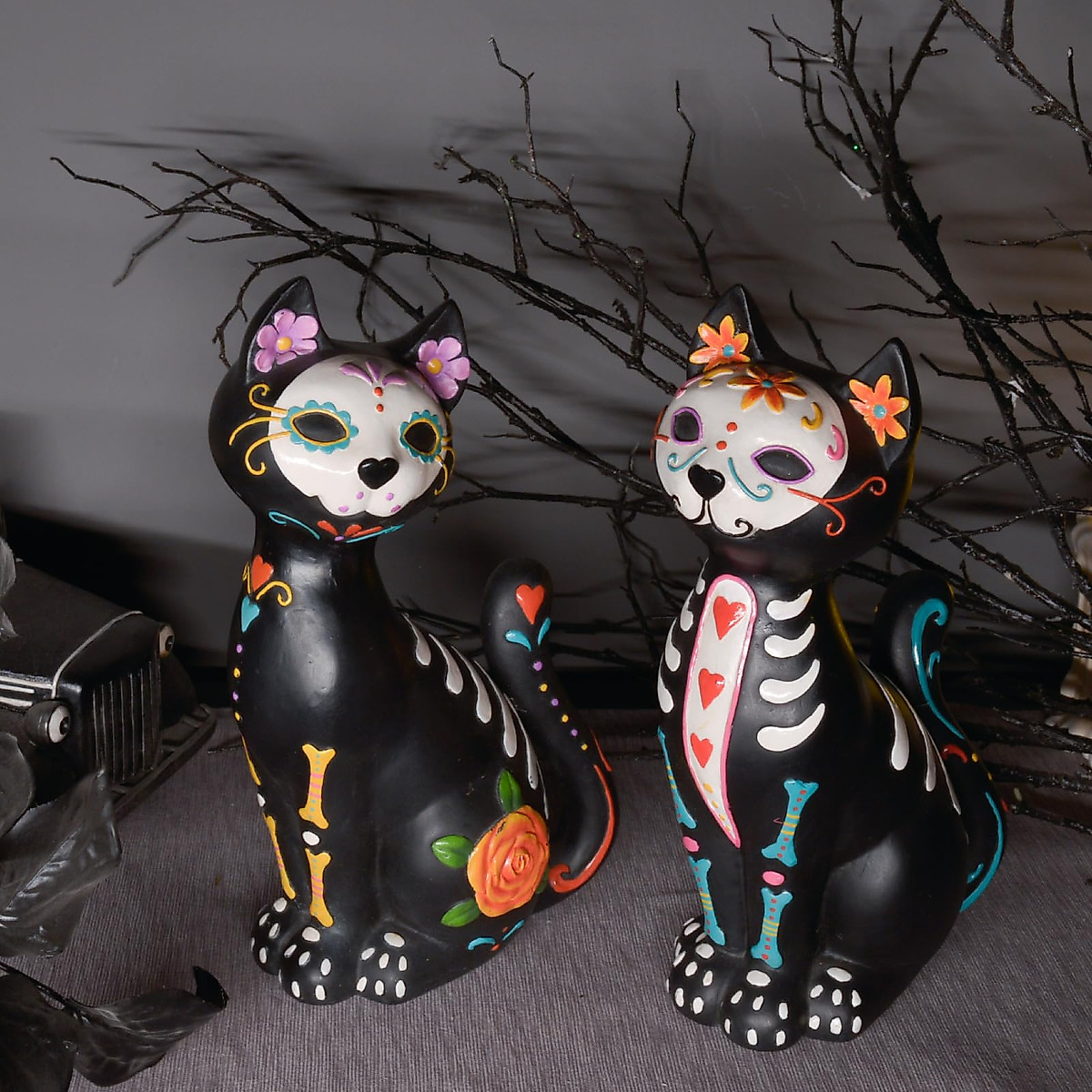 Newman House Studio Sugar-Skull Halloween-Decorations - Day-of Dead-Figurines Floral Cats Couple-Decor Dia de Los Muertos Black Kitten Collectibles Set of 2, 6.3L x 4.0W x 10.2H inch