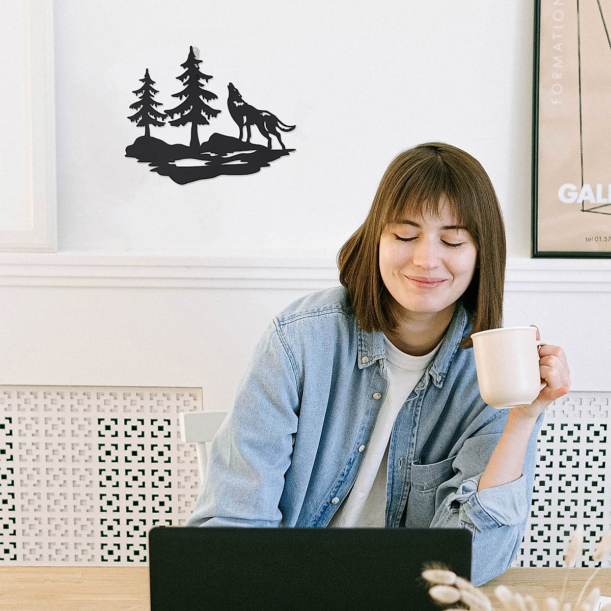 DOITOOL Metal Silhouette Wall Art Wolf in The Tree Christmas Metal Wall Art Hanging Decor for Living Room Garden Bedroom Office Home Wall Housewarming Party