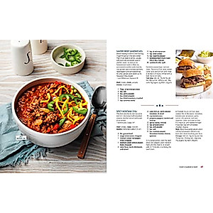 Taste of Home All-American Cookbook: 370 Ways to Savor the Flavors of the USA