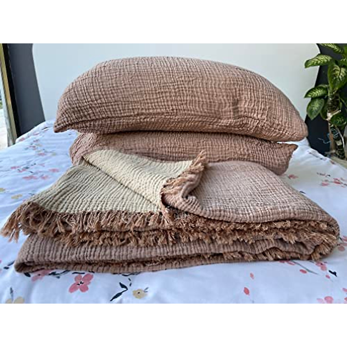 Muslin Blanket 100% Cotton, 4 Layers Bedspread, Soft Turkish Cotton Muslin Bed Cover, Reversible Coverlet, Brown (King Size 95x102-230x260cm)