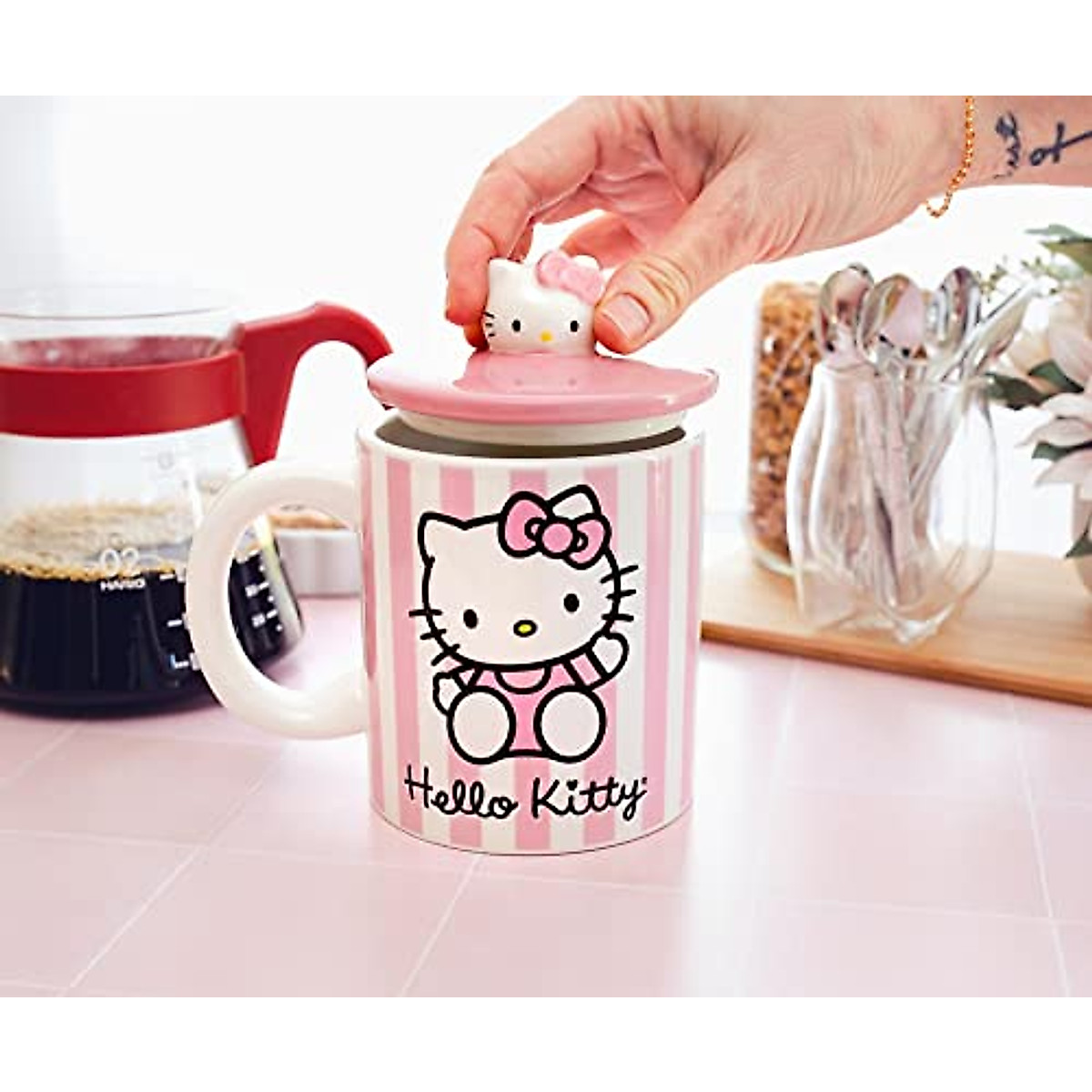 Toynk Hello Kitty Pink Stripes Ceramic Mug With Lid | Holds 18 Ounces
